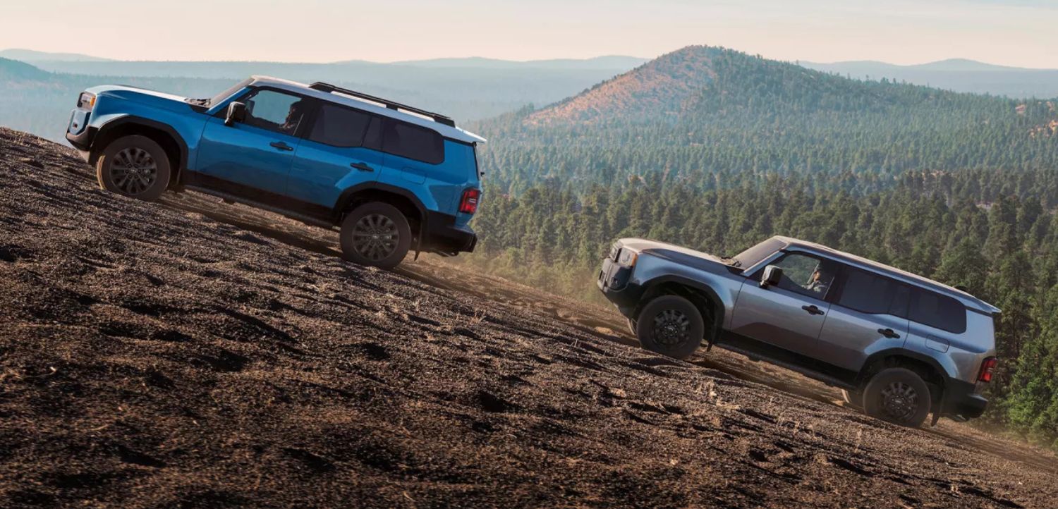 Land Cruiser Comparison: 2025 vs. 2024 Features & Specs